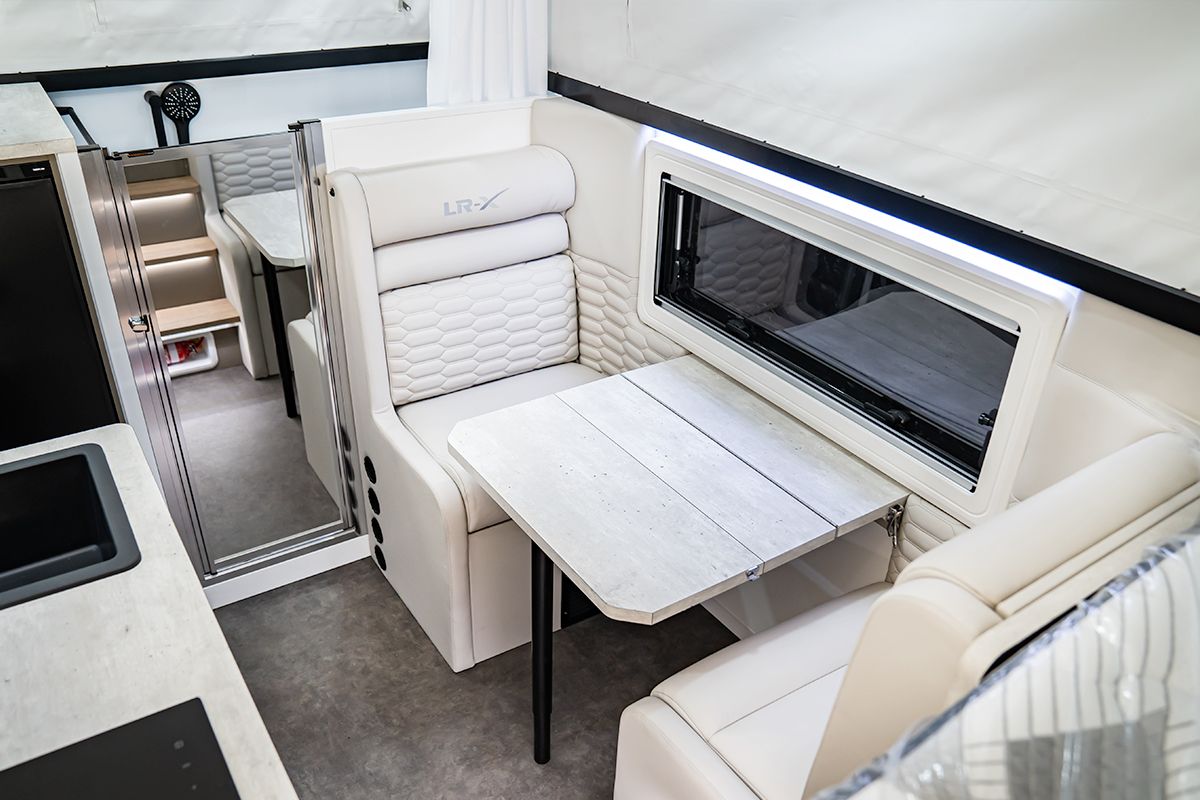 Reconn R4T LRX - Lifestyle Campers